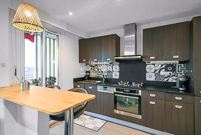 Appartement à vendre - Grasse, Centre-ville Sud - 2 pièces - 1 chambre