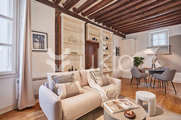 Appartement à louer - Saint Germain des Prés, Paris ème arrondissement - 2 pièces - 1 chambre