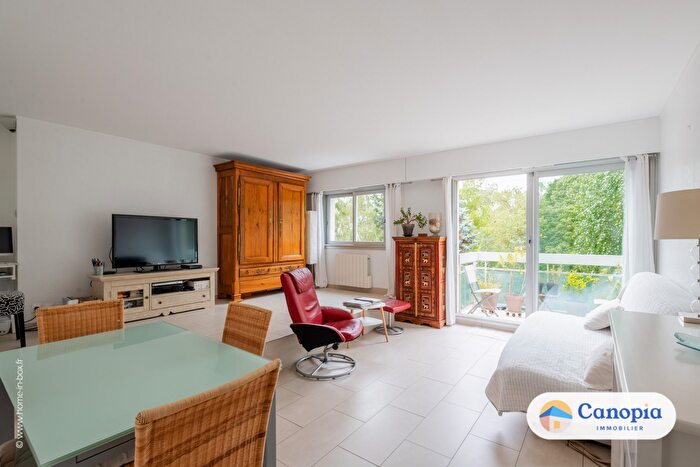 Appartement 3 pièces à Cachan, Centre-ville, à vendre