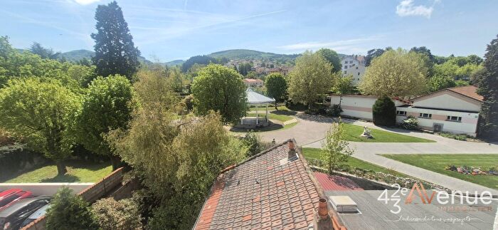 Appartement 4 pièces à vendre à Le Chambon-Feugerolles, Centre-ville, Gare
