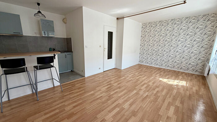 Appartement 1 pièce à louer à Le Plessis-Trévise, Centre-ville, Orly Parc