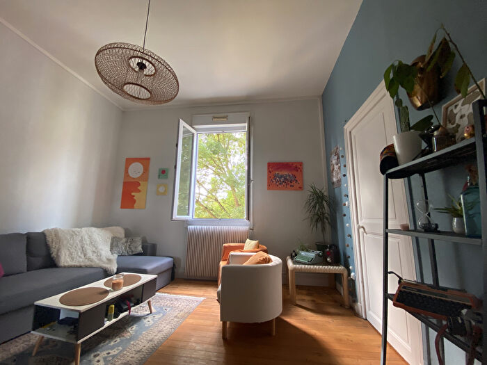 Appartement à louer - Saint-Hilaire-Saint-Florent, Saint-Hilaire - 3 pièces - 2 chambres