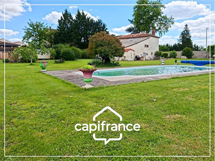 Maison 6 pièces à Malause, à vendre