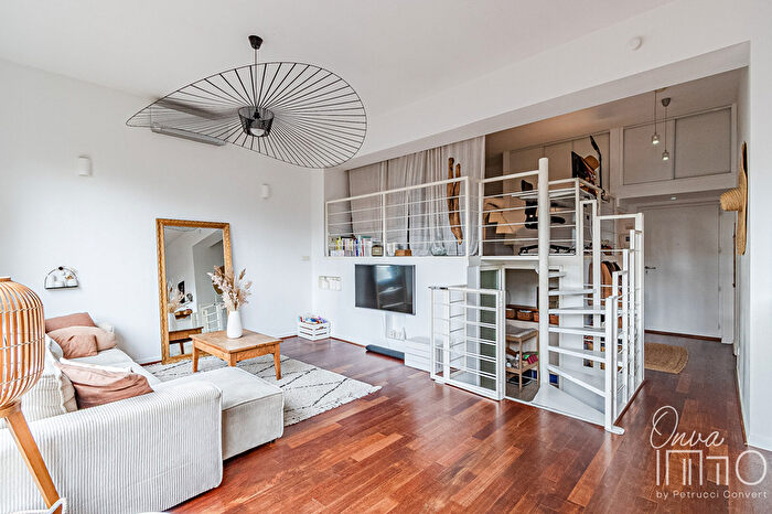 Appartement à vendre - Écully, Centre-ville - 4 pièces - 3 chambres