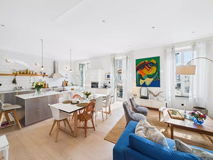 Appartement à vendre - Nice, Le Port - 4 pièces - 3 chambres