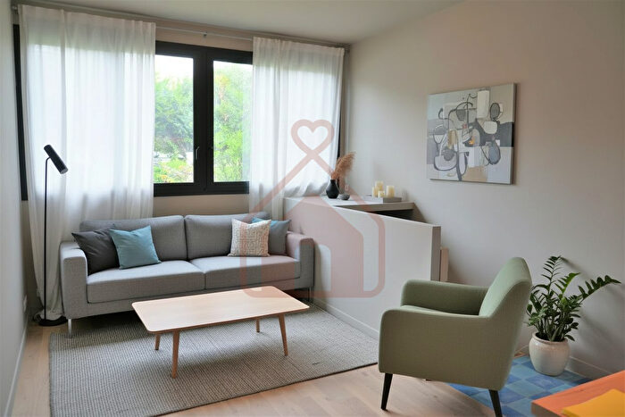 Appartement à vendre - Villejuif, Louis Aragon, Vaux de Rome - 3 pièces - 1 chambre