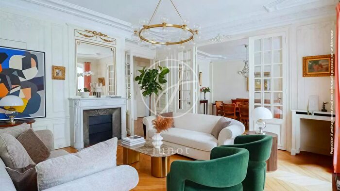 Appartement à vendre - Paris e , Champ de Mars - 5 pièces - 3 chambres