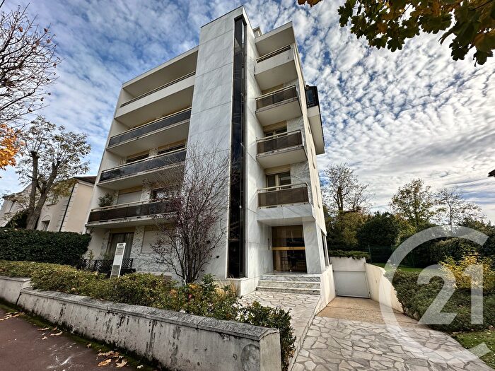 Appartement à vendre - Saint-Maur-des-Fossés, Parc de Saint-Maur - 1 pièce