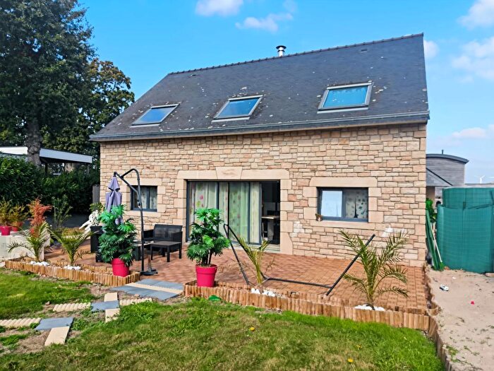 Maison à vendre - Ambon - 5 pièces - 4 chambres