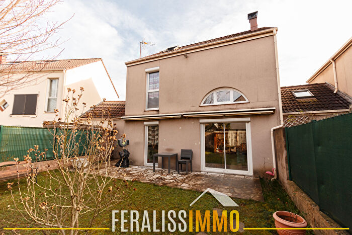 Maison à vendre - Vauréal, Groues, Toupets, Longues Terres - 5 pièces - 3 chambres