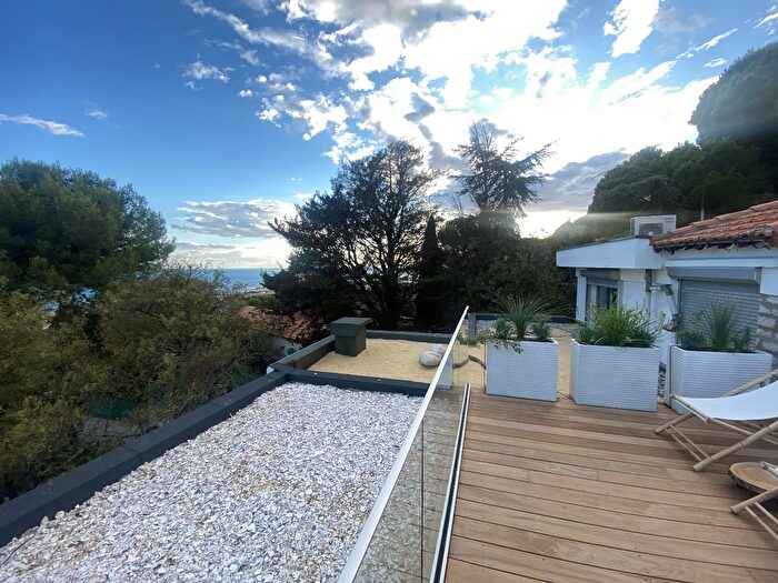 Maison à vendre - Sète, Saint-Clair - 5 pièces - 4 chambres