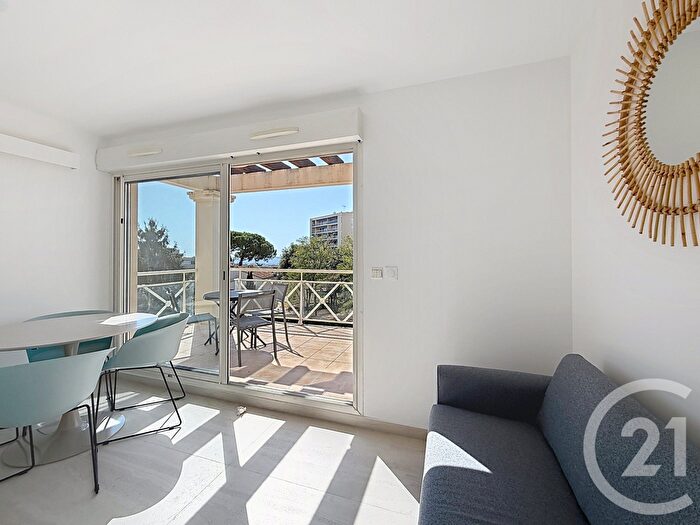 Appartement 2 pièces à louer - Nice, Corniche Fleurie