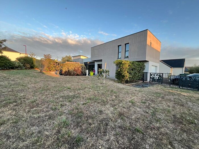 Maison 5 pièces à louer - La Membrolle-sur-Longuenée