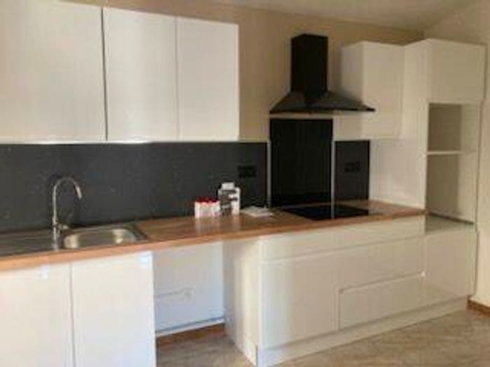 Centre Ville, Carpentras - Appartement 3 pièces à louer