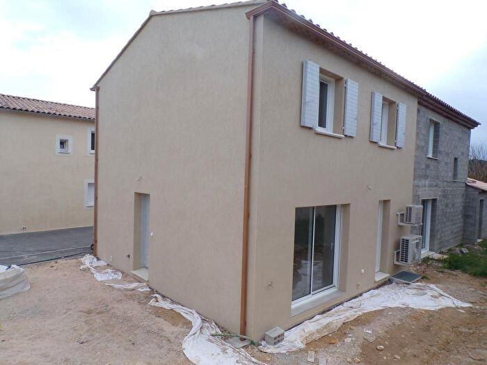 Maison à louer - Peypin-dAigues - 4 pièces - 3 chambres