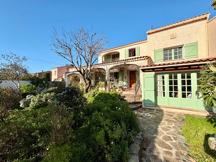 Maison à vendre - Six-Fours-les-Plages, Font de Fillol, Rayolet, Le Brusc - 6 pièces - 5 chambres