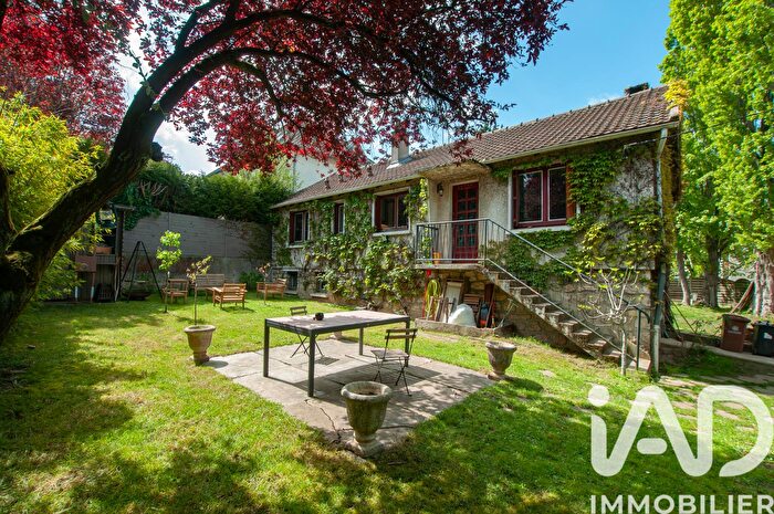 Maison 7 pièces à vendre à La Celle-Saint-Cloud, La Chataigneraie