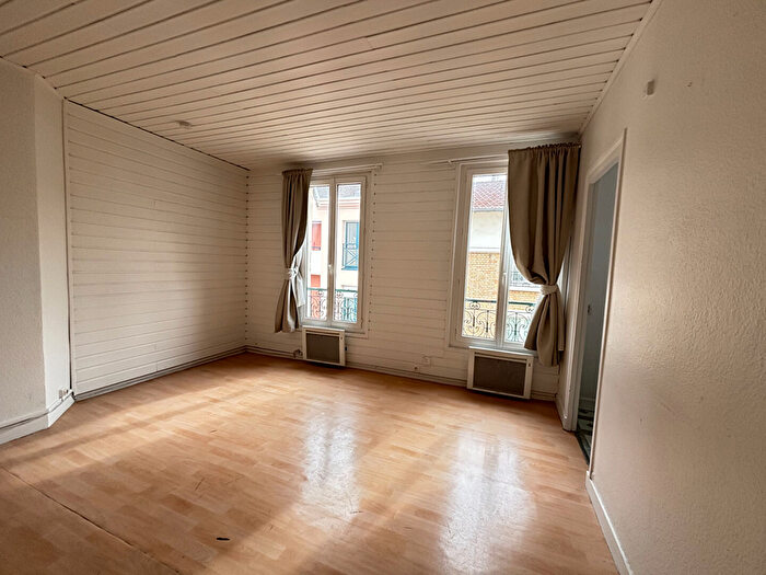 Appartement 2 pièces à Suresnes, Centre-ville, à vendre