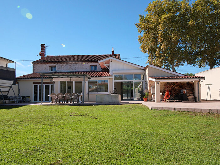 Maison à vendre - Villeneuve-sur-Lot, Saint-Etienne - 9 pièces - 6 chambres