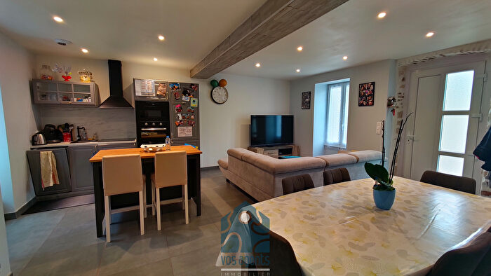 Saint-Rémy-de-Chargnat : Maison 5 pièces à vendre
