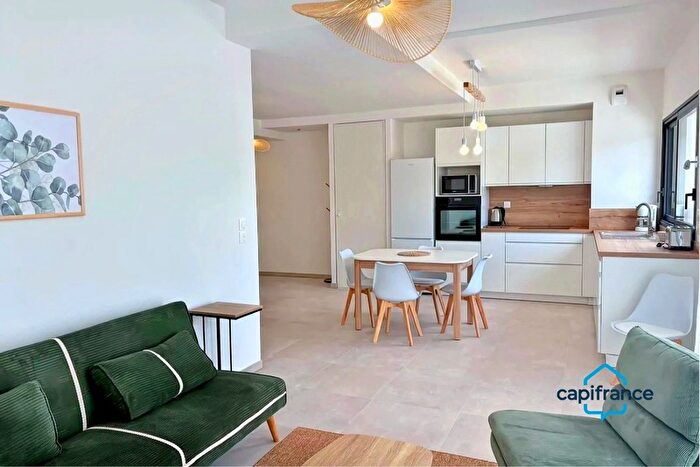 Appartement à louer - Lattes, Centre-ville - 3 pièces - 2 chambres