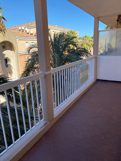 Appartement à vendre - Hyères, Gare, Godillot - 2 pièces - 1 chambre