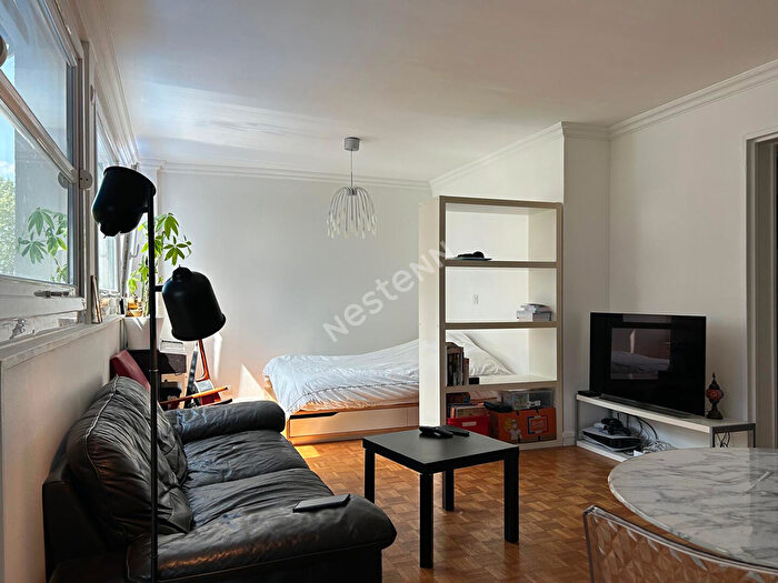 Appartement à vendre - Pontoise, Les Cordeliers - 4 pièces - 2 chambres