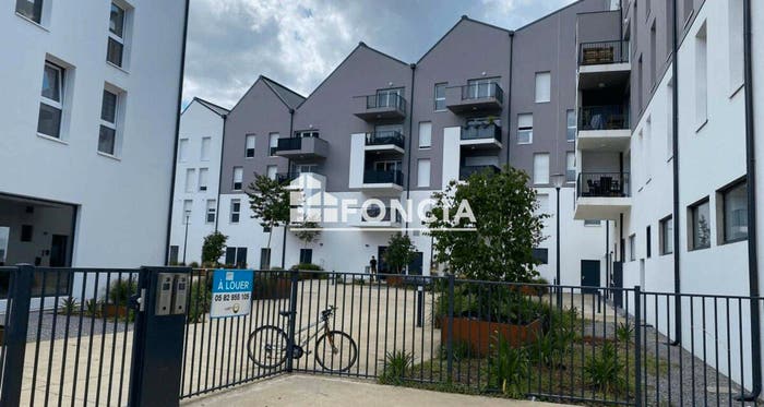 Marnieres, Billère : Appartement 2 pièces à louer