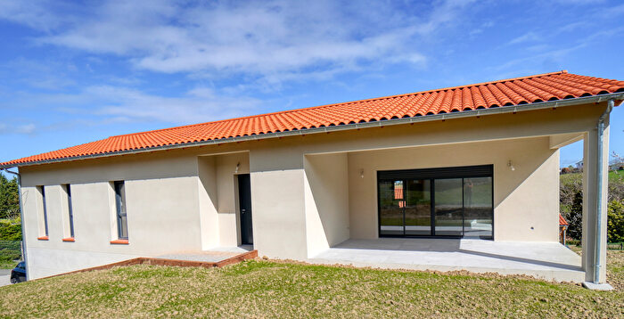 Maison à louer - Verfeil - 4 pièces - 3 chambres