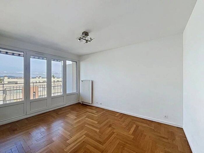 Chavril, Sainte-Foy-lès-Lyon - Appartement 1 pièce à louer