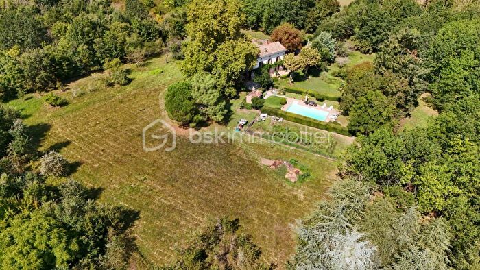 Maison à vendre - Coufouleux - 7 pièces - 4 chambres