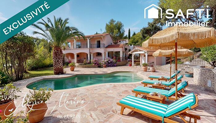 Maison 5 pièces à Fréjus, Saint-Aygulf, à vendre
