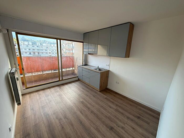 Roquebrune-Cap-Martin, Chemin du Vallonet, Val de Gorbio, Pinella : Appartement 1 pièce à louer