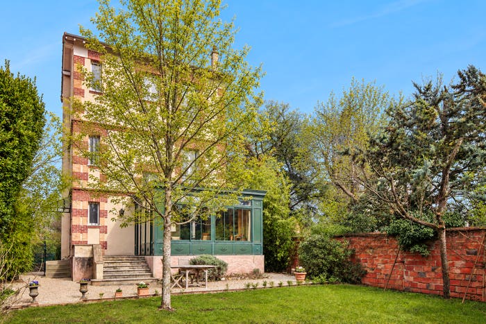 Le Vésinet, République : Maison 8 pièces à vendre