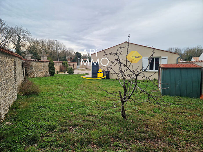 Maison à vendre - Salles-sur-Mer - 4 pièces - 2 chambres
