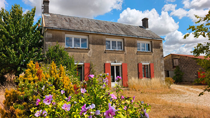 Maison 5 pièces à Taizé-Aizie, à vendre