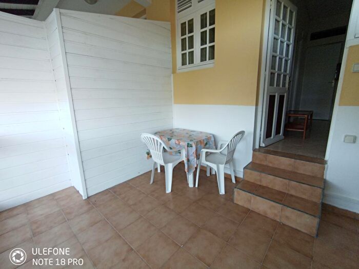 Appartement à louer - Le Gosier - 1 pièce