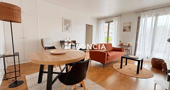 Appartement 2 pièces à louer - Cheneaux Sablons, Sceaux