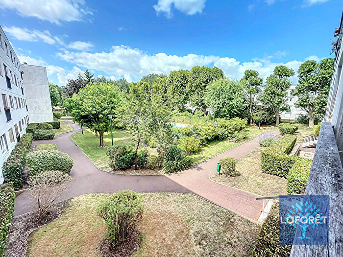 Appartement à vendre - Chilly-Mazarin, Gravigny - 5 pièces - 3 chambres