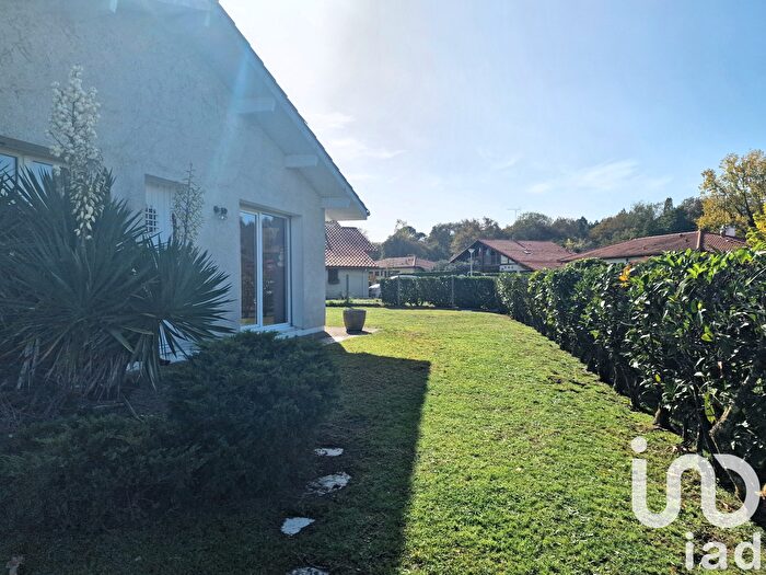 Maison à vendre - Saint-Pierre-du-Mont - 4 pièces - 3 chambres