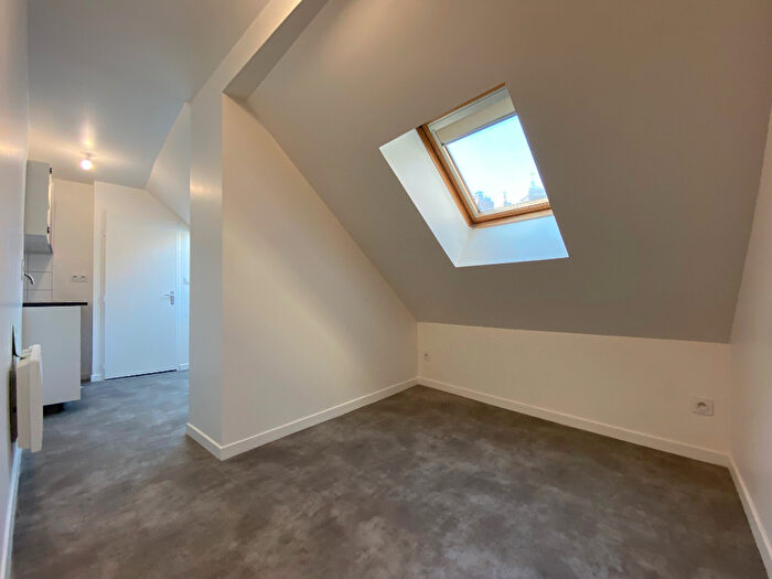 Appartement à louer - Besançon, Boucle, Chapelle des Buis - 1 pièce