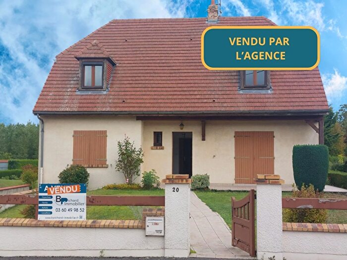 Maison à vendre - AthiessousLaon - 7 pièces - 4 chambres