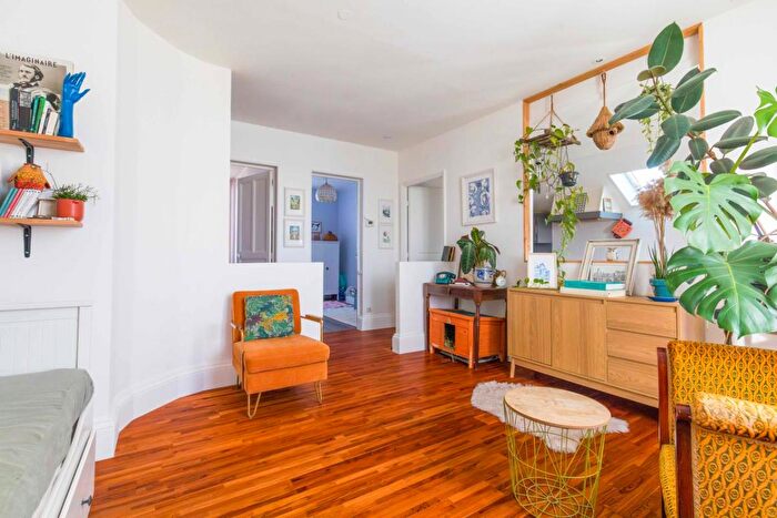 Appartement à vendre - Dijon, Drapeau, Maladière - 3 pièces - 2 chambres