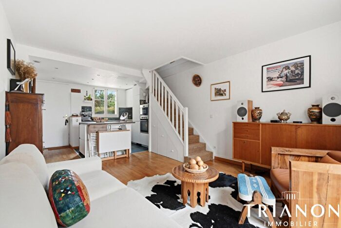 Maison 4 pièces à Noisy-le-Roi, à vendre