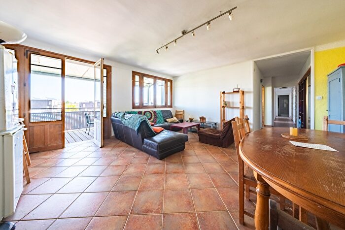 Appartement 5 pièces à vendre à Dijon, Les Péjoces