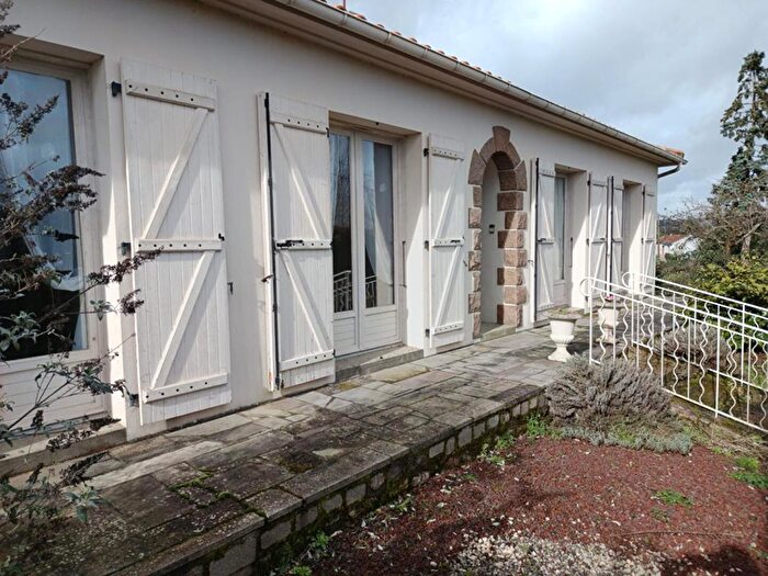 Maison à vendre - Antigny - 5 pièces - 4 chambres