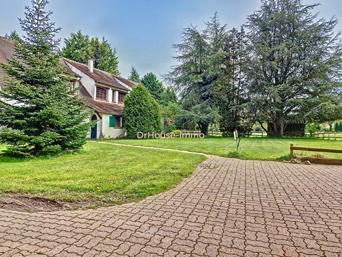 Maison à vendre - Poigny-la-Forêt - 10 pièces - 7 chambres