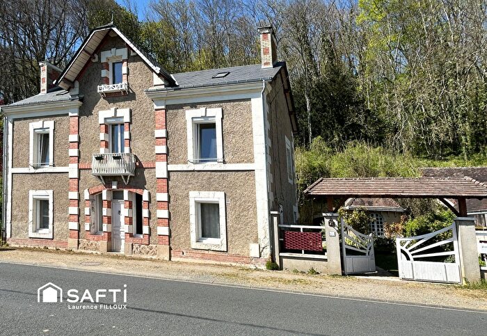 Maison à vendre - Poncé-sur-le-Loir - 8 pièces - 5 chambres