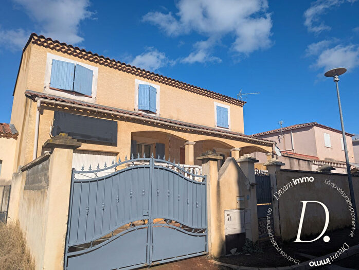 Maison à vendre - Arles, Trinquetaille - 6 pièces - 3 chambres