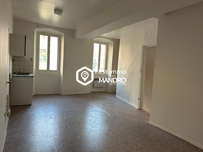 Maison à louer - Estagel - 3 pièces - 2 chambres